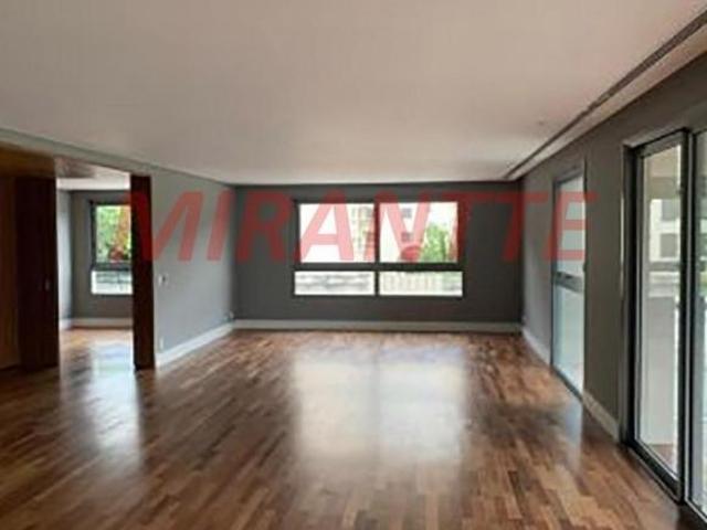 Apartamento de 278m² com 4 quartos