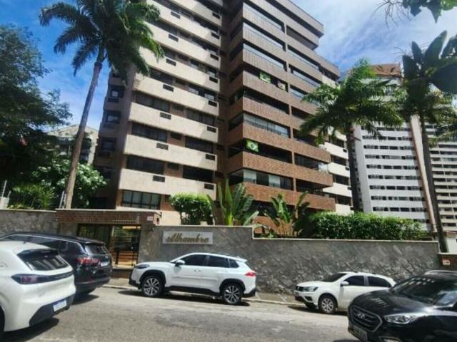 Apartamento de 280 m² na Rui Barbosa Meireles Fortaleza CE, aluguel por R$ 7.500/mês