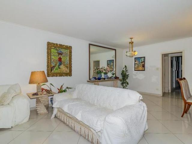 Apartamento de 290 m², 4 quartos em Bela Vista, São Paulo