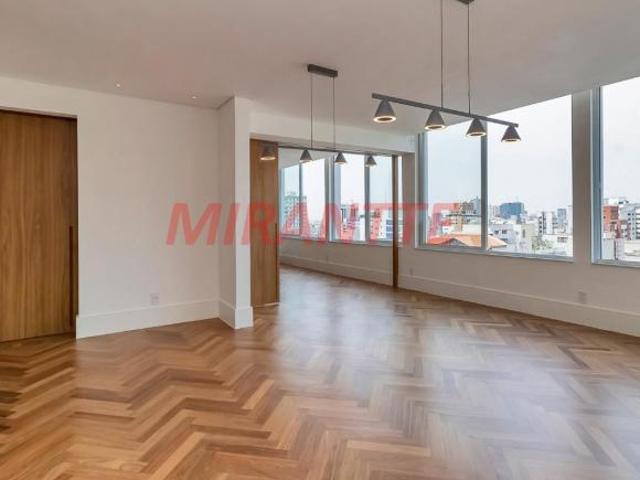 Apartamento de 290m² com 3 quartos