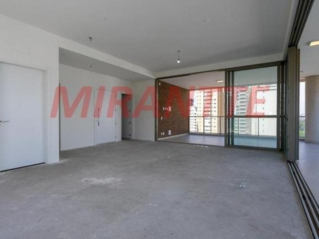 Apartamento de 294m² com 4 quartos