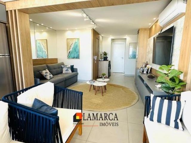 Apartamento de 2 dts. a venda no Guaruja