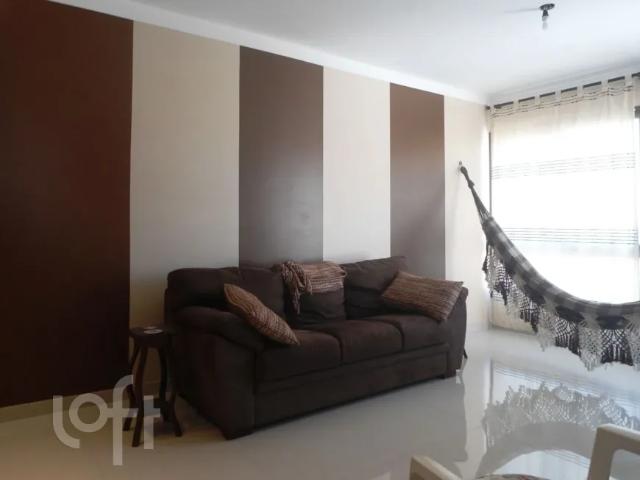Apartamento de 2 dormitórios com 1 vaga na rua Monteiro Lobato