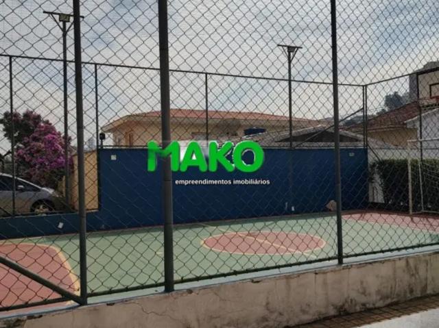 Apartamento de 2 dormitórios com armários planejados, sala com sacada conjugada com a cozinha americ