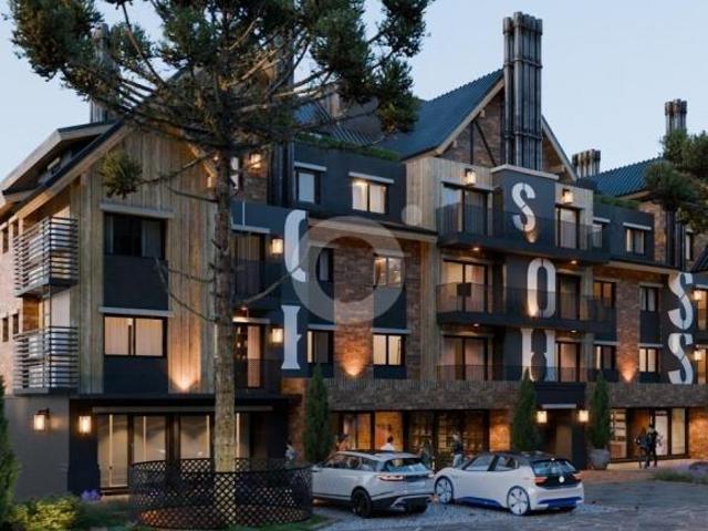 Apartamento de 2 dormitórios na Avenida Central em Gramado