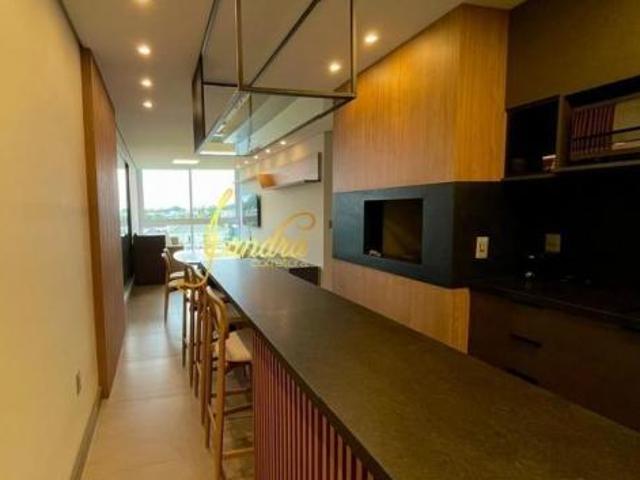 Apartamento de 2 dormitório mobiliado/decorado e com box e infra