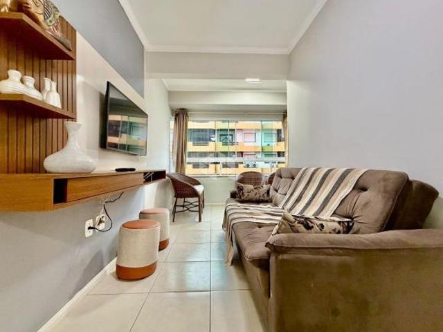 Apartamento de 2 dormitórios mobiliado com sacada, churrasqueira e vaga de garagem na Zona Nova de C