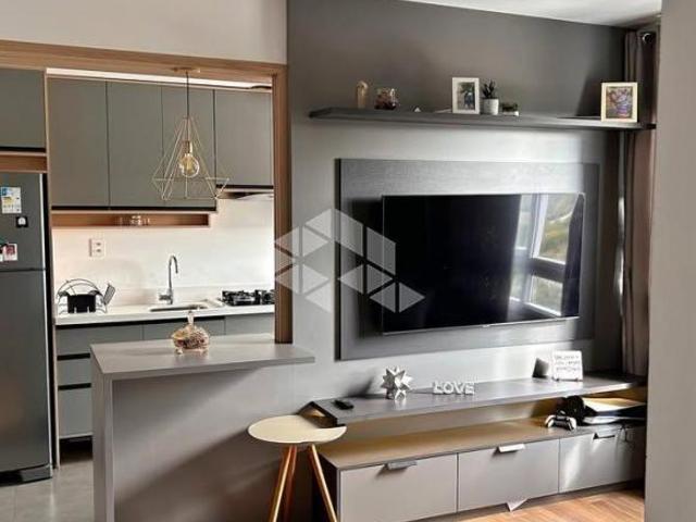 Apartamento de 2 dormitórios moderno e aconchegante com uma vista incrível!