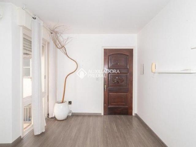 Apartamento de 2 dormitórios na Mariland
