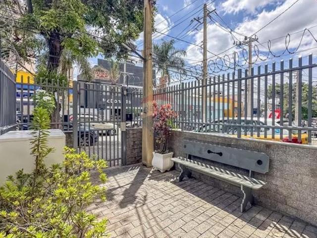 Apartamento de 2 dormitórios na Avenida Benedito Andrade – Conforto e praticidade em ótima localizaç