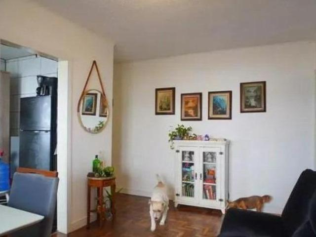 Apartamento de 2 dormitórios na Baltazar de Oliveira Garcia