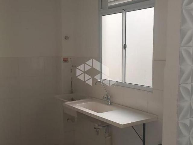 Apartamento de 2 dormitórios na Restinga