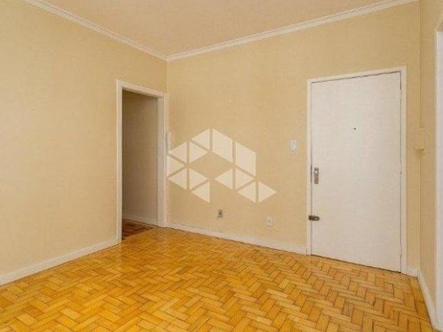 APARTAMENTO DE 2 DORMITÓRIOS NO MENINO DEUS PRÓXIMO AO HOSPITAL MÃE DE DEUS