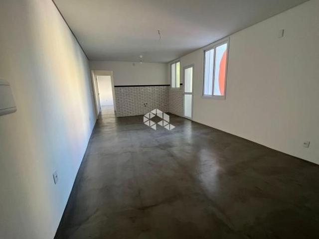 Apartamento de 2 dormitórios, no bairro Auxiliadora, em Porto Alegre