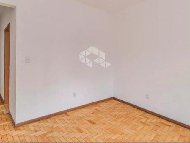 Apartamento de 2 dormitórios, no bairro Centro Histórico, em Porto Alegre