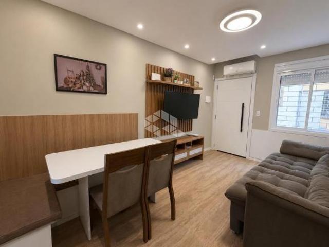 Apartamento de 2 dormitórios, no bairro Humaitá, em Porto Alegre