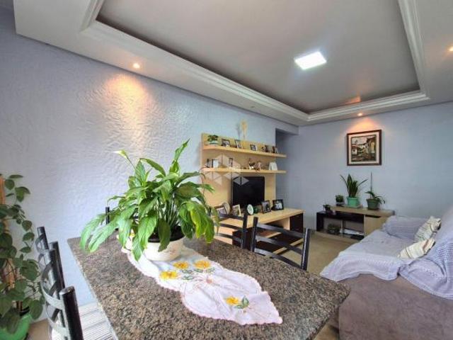 Apartamento de 2 dormitórios, no bairro Humaitá, em Porto Alegre