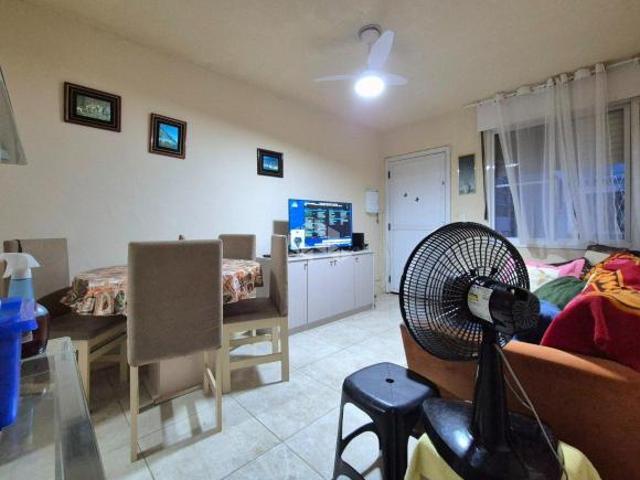 Apartamento de 2 dormitórios, no bairro Humaitá, em Porto Alegre