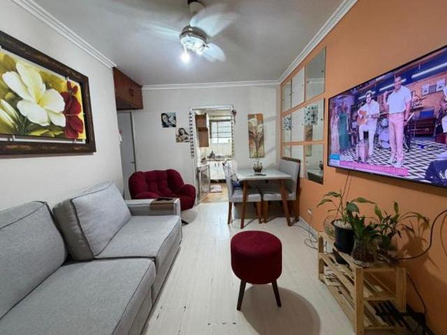 Apartamento de 2 dormitórios, no bairro Humaitá, em Porto Alegre