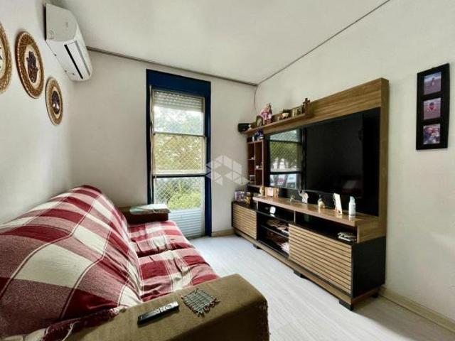 Apartamento de 2 dormitórios, no bairro Humaitá, em Porto Alegre