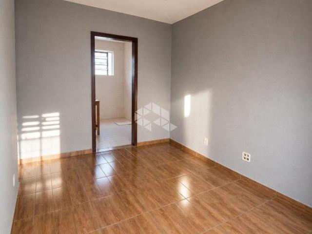 Apartamento de 2 dormitórios, no bairro Humaitá, em Porto Alegre