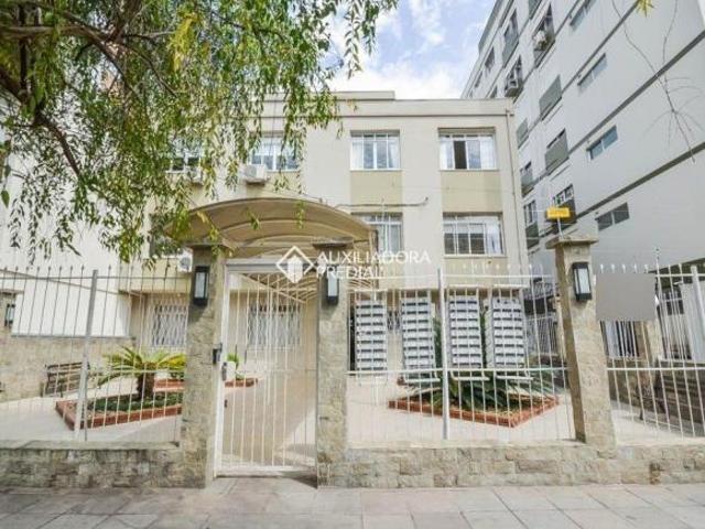 Apartamento de 2 dormitórios no bairro Menino Deus em Porto Alegre