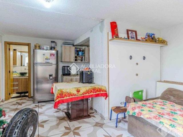 Apartamento de 2 dormitórios no bairro Partenon