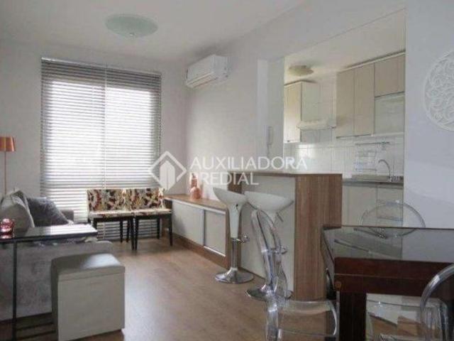 Apartamento de 2 dormitórios no Bairro Paternon