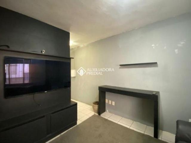 Apartamento de 2 dormitórios no bairro Petrópolis