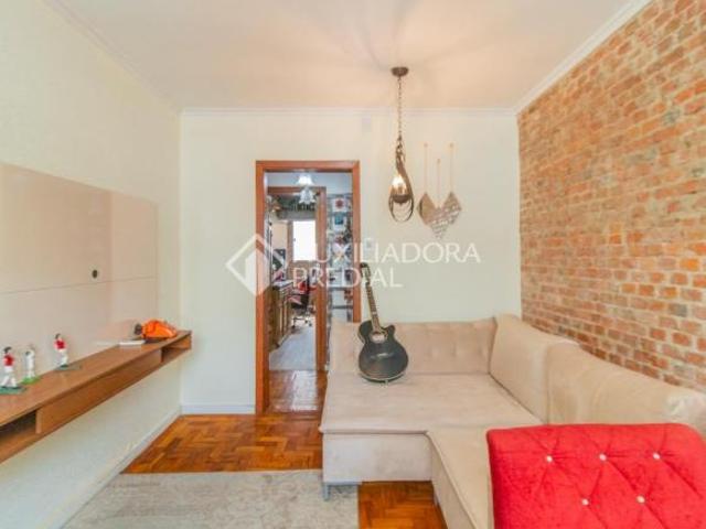 Apartamento de 2 dormitórios no Bairro Praia de Belas