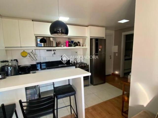 Apartamento de 2 dormitórios no bairro Primavera em NH