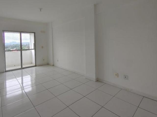 Apartamento de 2 dormitórios no bairro Rio Branco