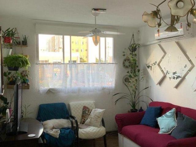 Apartamento de 2 dormitórios no bairro Sarandi