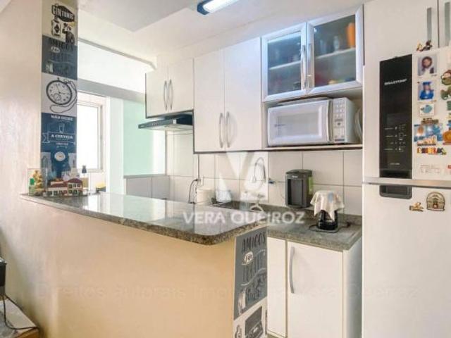 Apartamento de 2 dormitórios no Bonfim com Planejados. Praticidade e Mudança Imediata!
