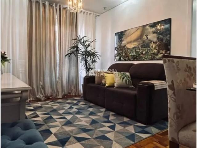 Apartamento de 2 dormitórios no Centro