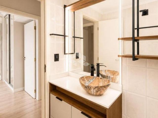 Apartamento de 2 dormitórios no centro de Bento Gonçalves