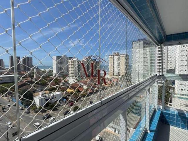 Apartamento de 2 dormitórios no centro de Mongaguá com vista para o mar