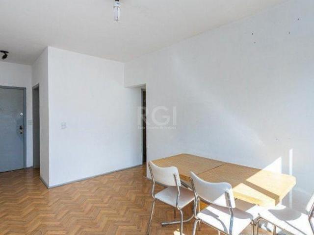 Apartamento de 2 dormitórios no Jardim Botânico