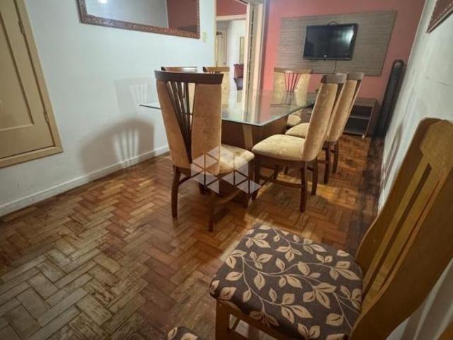 Apartamento de 2 dormitórios no Petrópolis