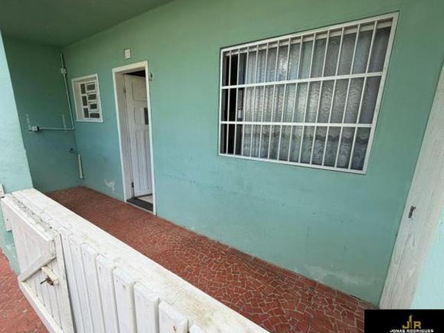 Apartamento de 2 dormitórios a 50 m do mar em Tramandaí