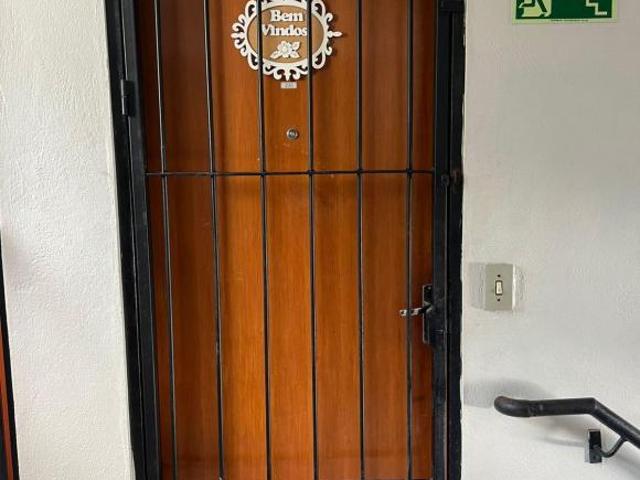 Apartamento de 2 dormitórios à venda bairro campo novo