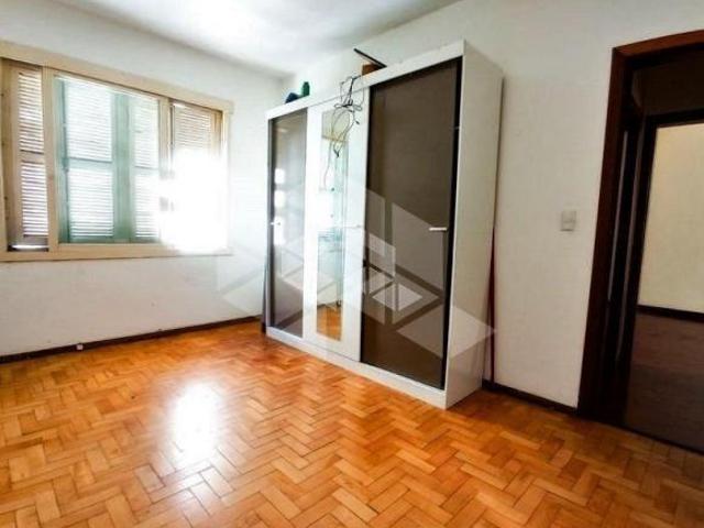 Apartamento de 2 dormitórios a venda, bairro Floresta, Porto Alegre/RS