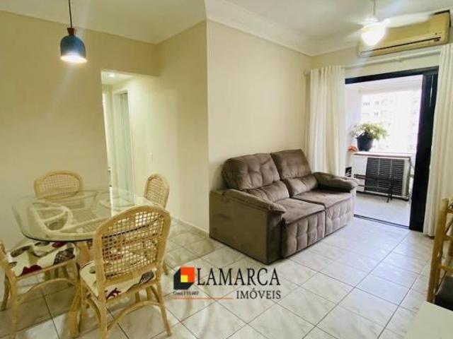Apartamento de 2 dormitorios a venda em Guaruja