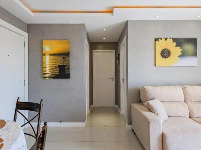Apartamento de 2 dormitórios à venda em São Sebastião, Porto Alegre