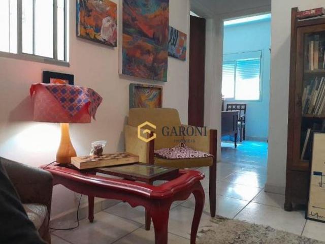 Apartamento de 2 dormitórios à venda em Perdizes