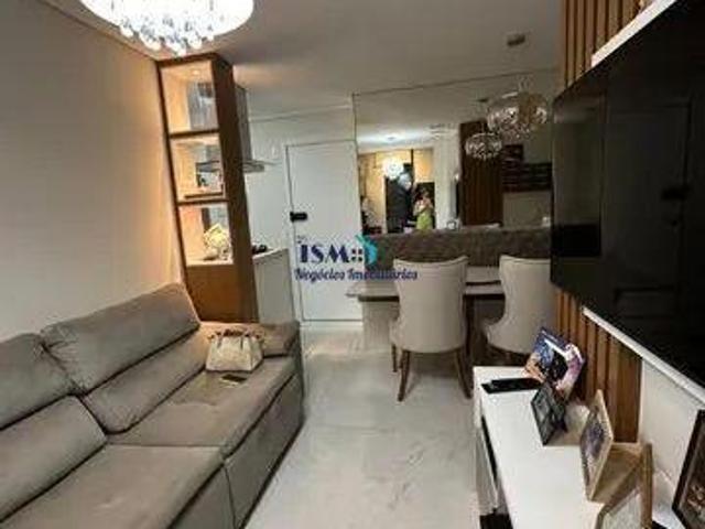 Apartamento de 2 dormitórios À venda no Condomínio Living Vision