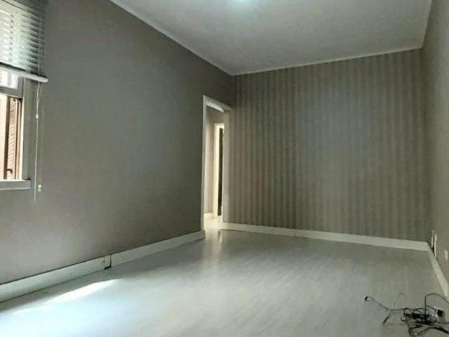 Apartamento de 2 dormitórios à venda no Bairro Menino Deus, Porto Alegre