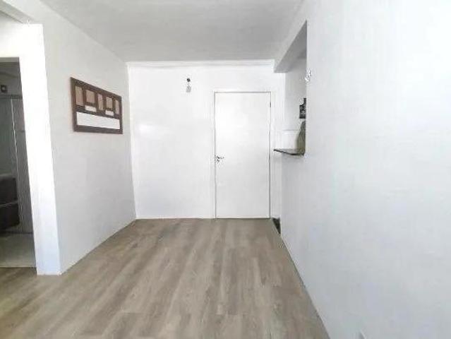 Apartamento de 2 dormitórios á venda no Bairro Jardim Itu, Porto Alegre