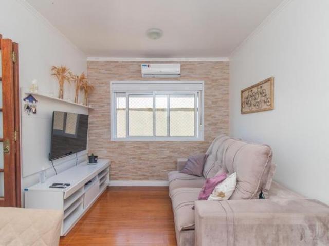 Apartamento de 2 dormitórios á venda no Bairro Teresópolis Porto Alegre