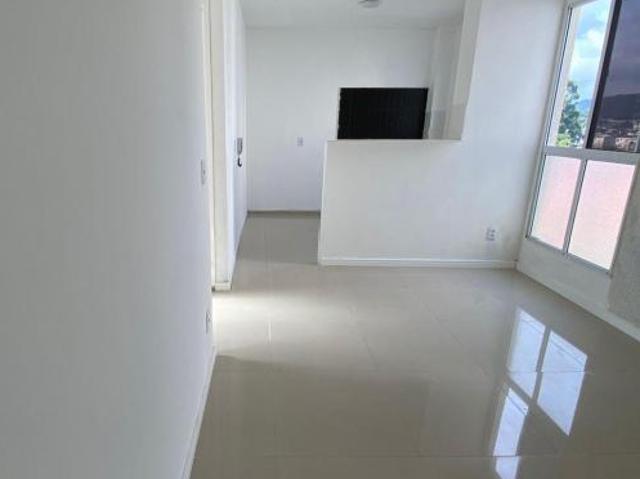 Apartamento de 2 dormitorios á venda no Bairro Vila Nova